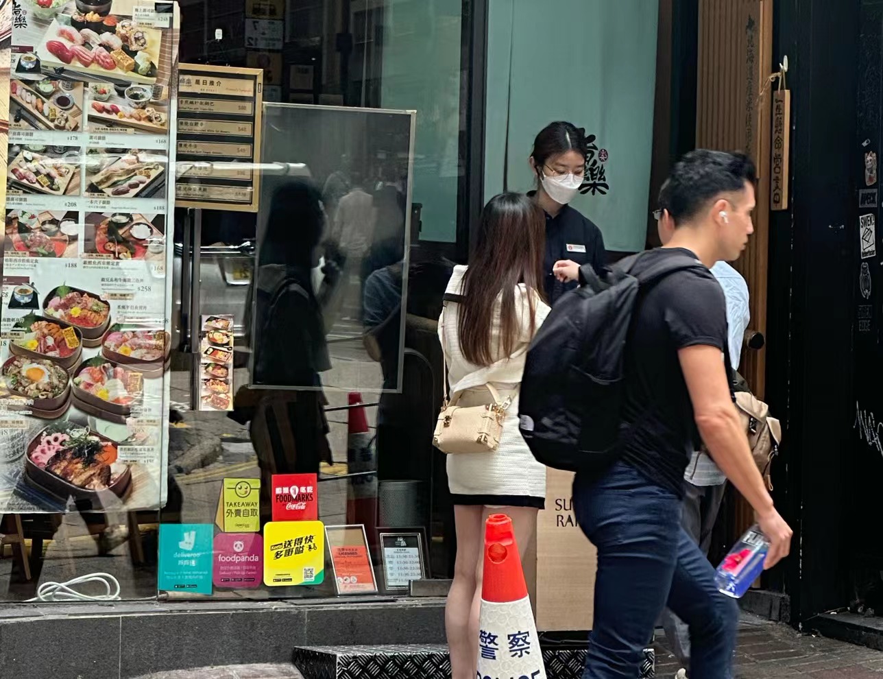 Deliveroo to Quit Hong Kong Market: “Mainland” Brands making inroads ...