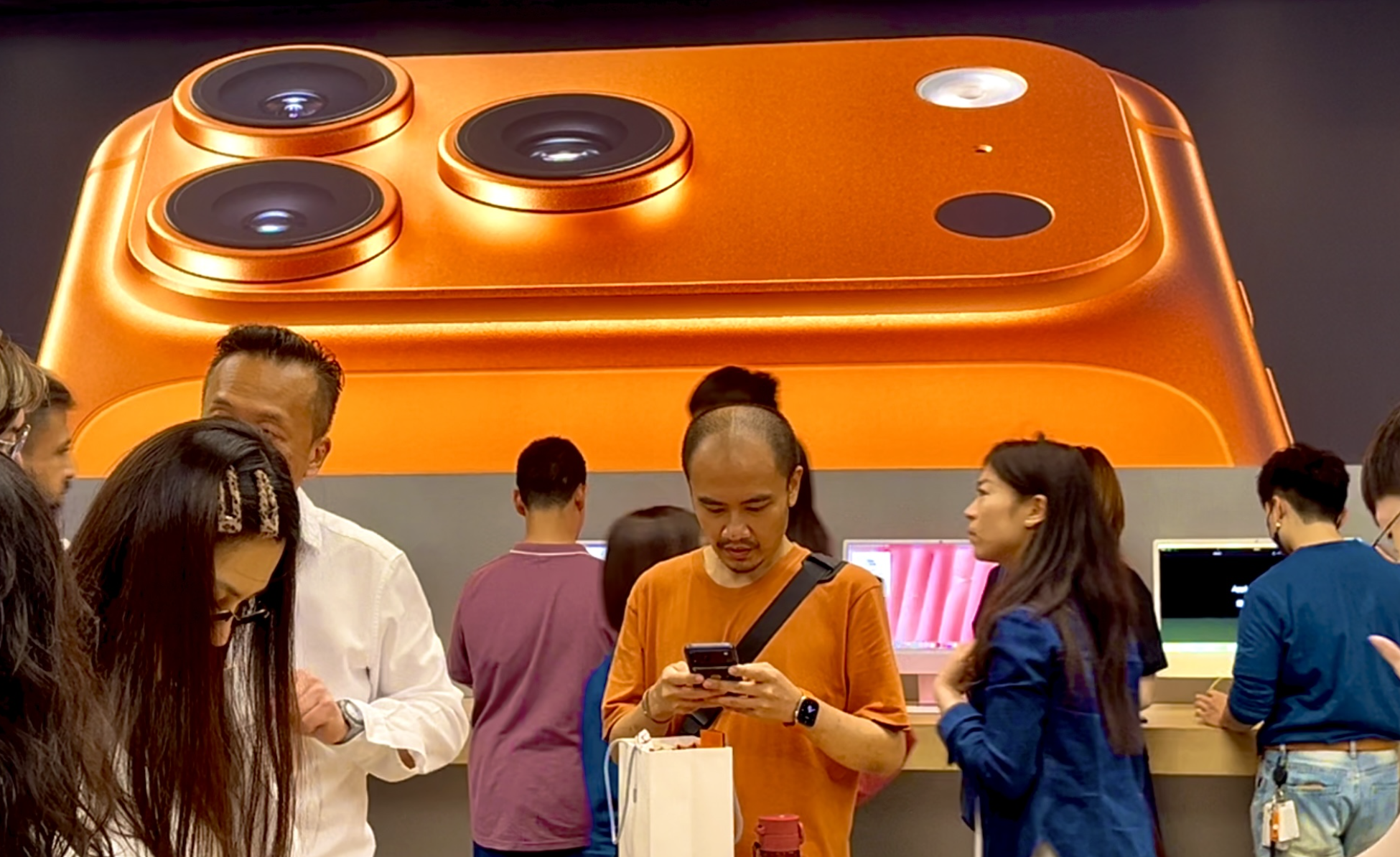 iPhone 17 release in Hong Kong - Shroffed